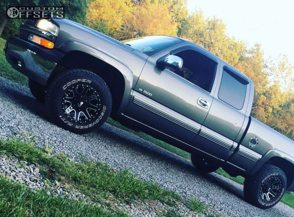 2001 Chevy Silverado Tire