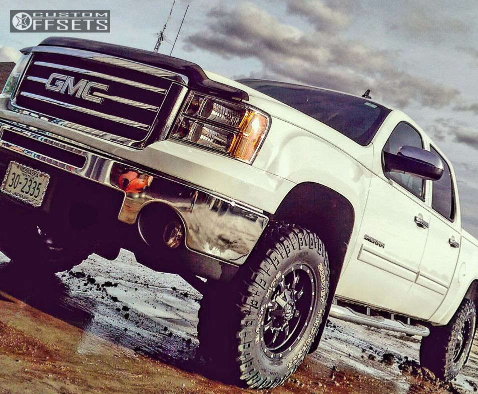 2013 GMC Sierra 1500 with 17x9 1 Fuel Krank and 285/70R17 Mickey ...
