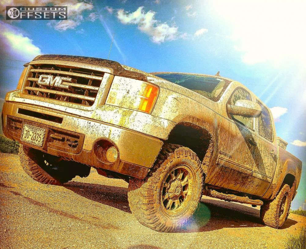 2013 GMC Sierra 1500 with 17x9 1 Fuel Krank and 285/70R17 Mickey ...