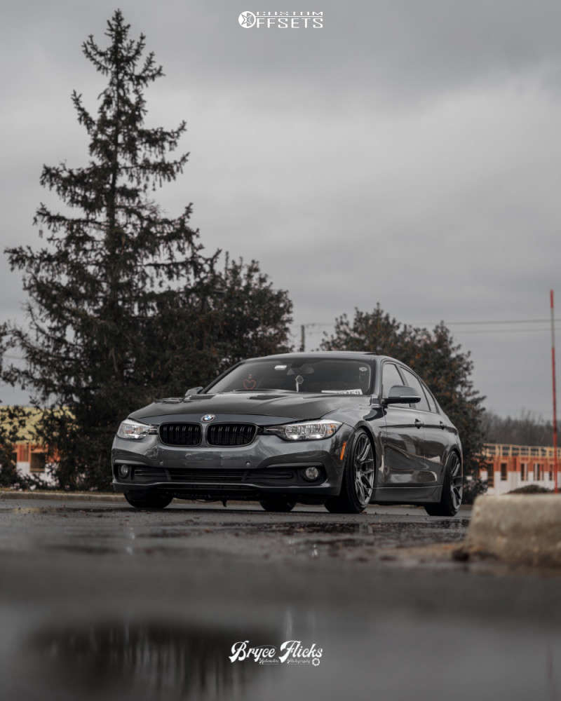 2017 BMW 320i with 18x9.5 35 Aodhan Ah-x and 225/40R18 Continental ...