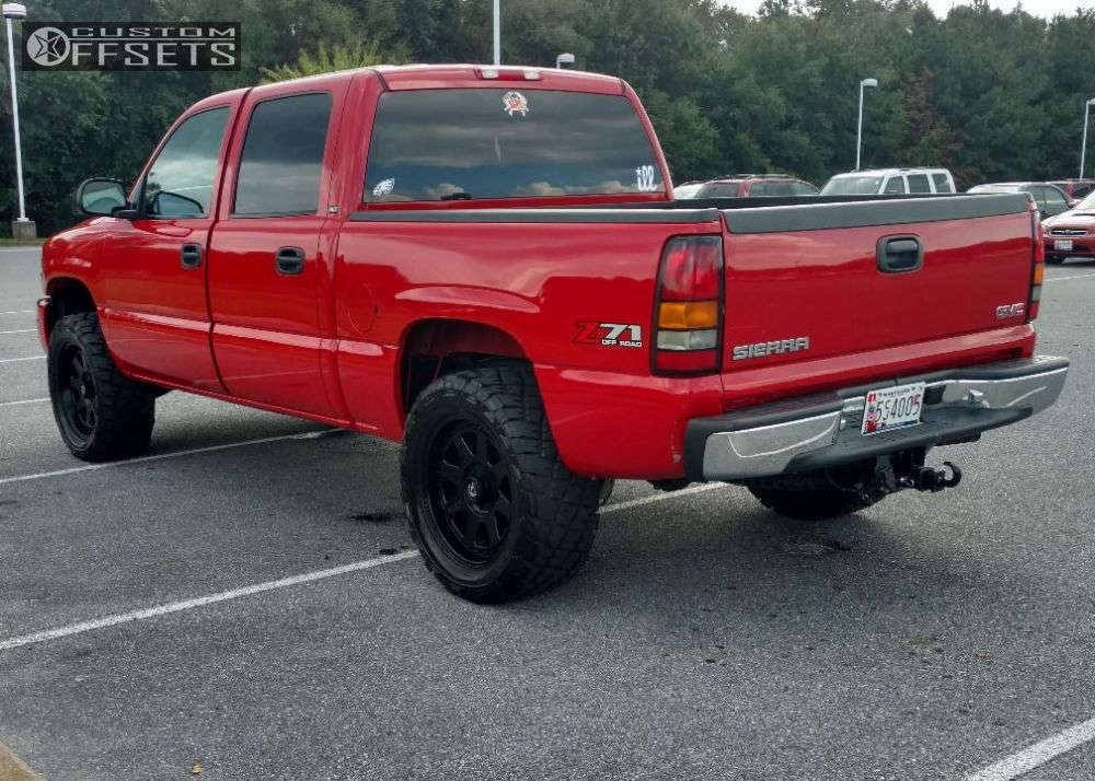 2006 GMC Sierra 1500 with 20x9 1 Fuel Summit and 315/50R20 General ...