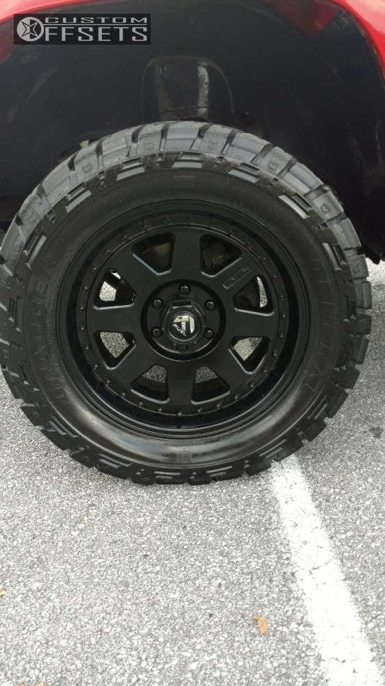 2006 GMC Sierra 1500 with 20x9 1 Fuel Summit and 315/50R20 General ...