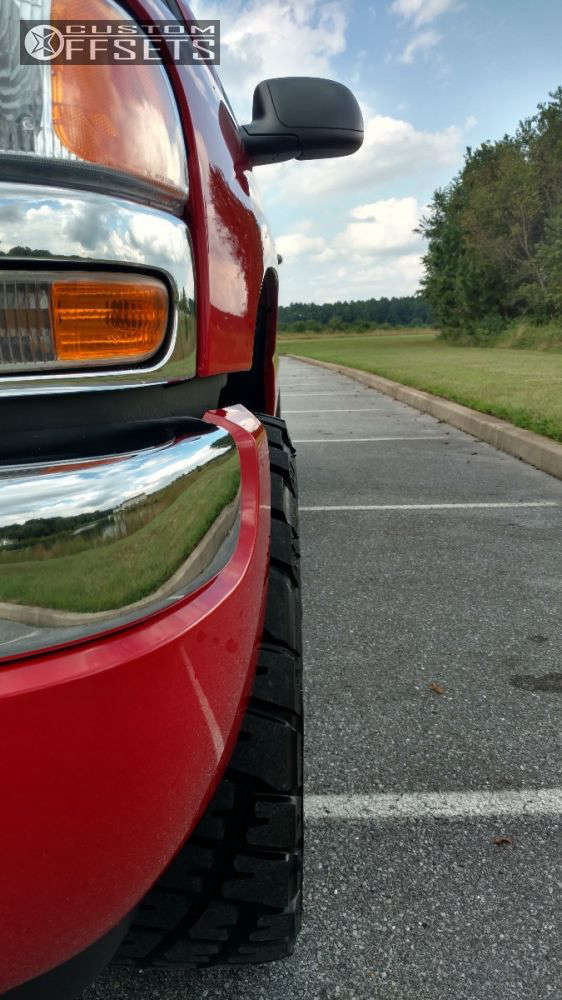 2006 GMC Sierra 1500 with 20x9 1 Fuel Summit and 315/50R20 General ...