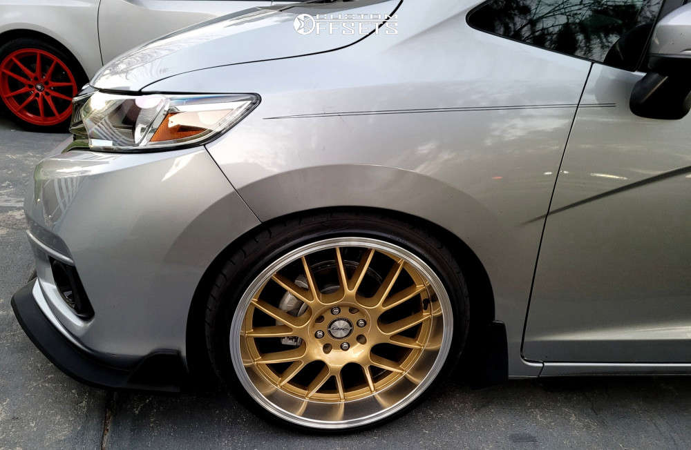 2019 Honda Fit with 18x8.5 30 Shift Crank and 215/35R18 Nitto Neo Gen and Coilovers | Custom Offsets