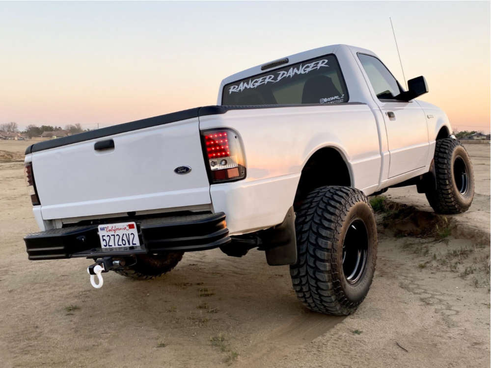 2001 Ford Ranger with 15x10 -44 Roadone Cavalry M/T and 33/12.5R15 Road ...