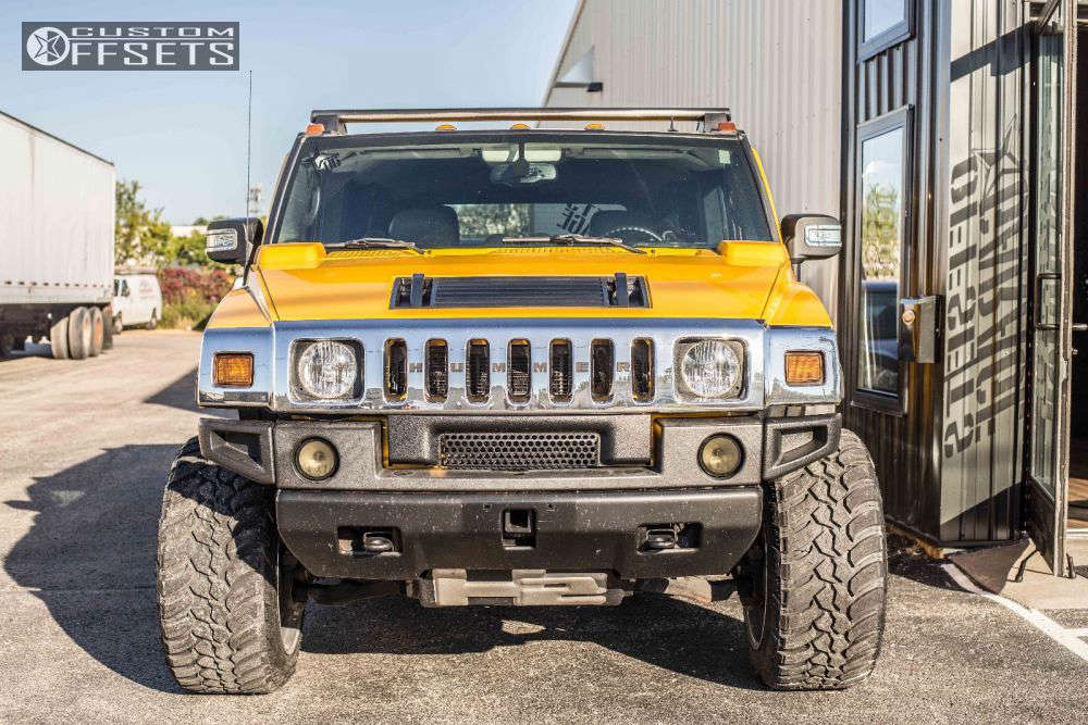 2005 Hummer H2 with 22x14 -76 Hostile Knuckles and 325/50R22 AMP Mud ...