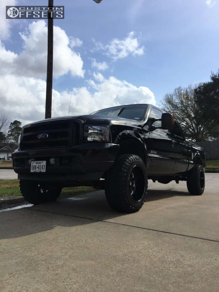 2003 Ford F-350 Super Duty with 20x12 -43 Fuel Flow and 35/12.5R20 ...