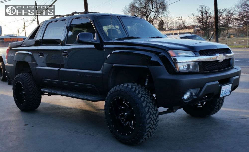 2003 Chevrolet Avalanche 2500 with 20x12 -44 Fuel Lethal and 35/12.5R20 ...