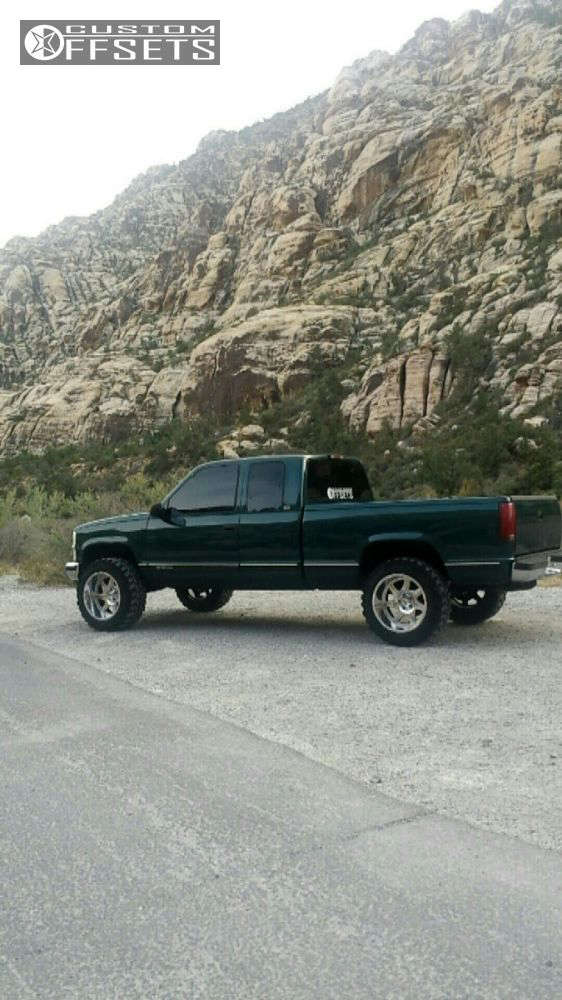 1997 Chevrolet C1500 with 20x12 -44 Moto Metal MO976 and 33/13.5R20 ...