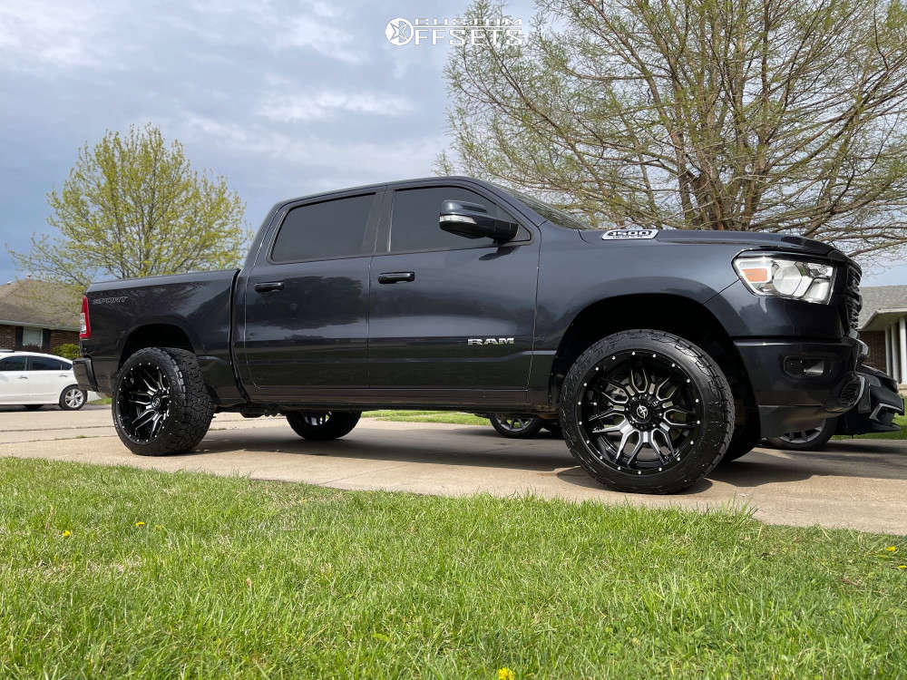 2020 Ram 1500 with 22x12 -44 XF Offroad XF-222 and 33/12.5R22 Toyo ...