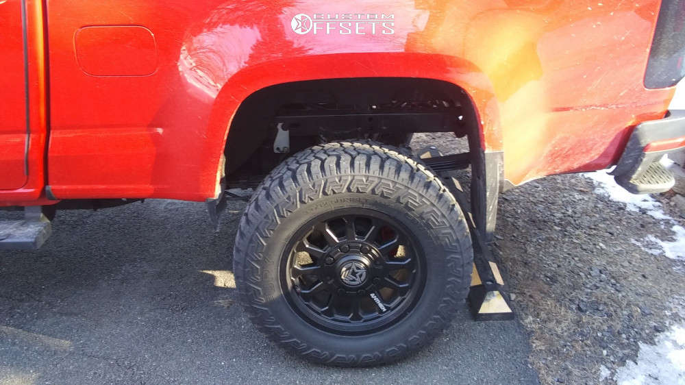 2018 Chevrolet Colorado with 18x9 18 Anthem Off-Road Intimidator and 33 ...