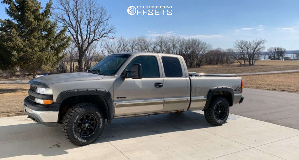 2002 Chevrolet Silverado 1500 with 16x8 0 Moto Metal Mo970 and 32/10 ...