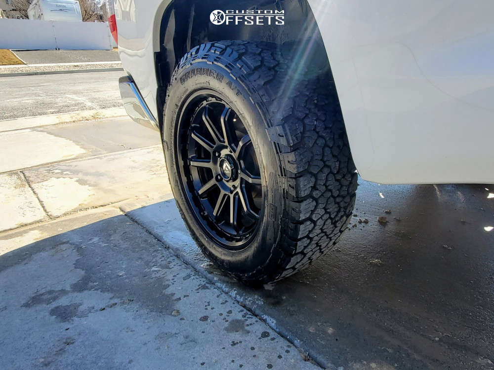 2017 Toyota Tundra with 20x9 20 Fuel Torque and 275/60R20 General ...