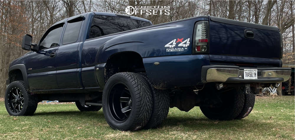 2001 Chevrolet Silverado 3500 with 20x9 1 Fuel Maverick and 31/9.5R20 ...