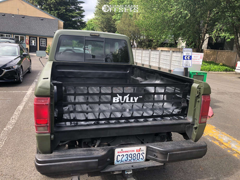 1988 Ford Ranger with 15x8 -19 American Racing Outlaw II AR62 and 31/10 ...