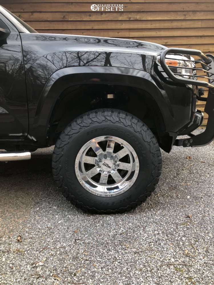 2017 Toyota Tacoma with 17x10 -22 Moto Metal Mo962 and 275/65R17 ...