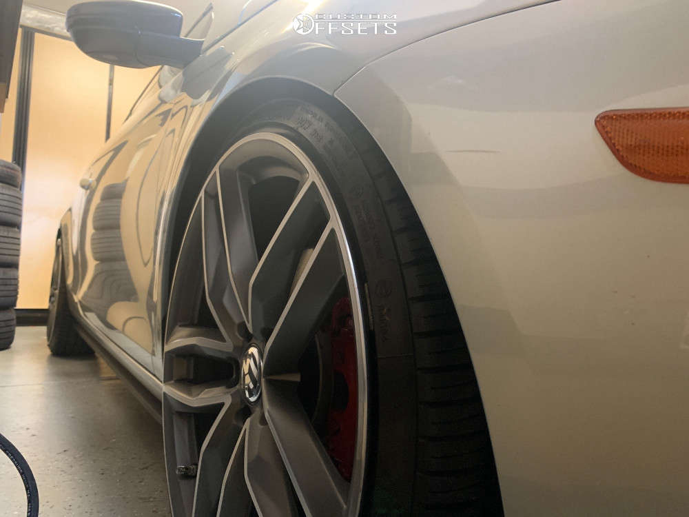 2008 Volkswagen Eos with 20x8.5 40 OEM Wheels Rotors and 225/35R20 ...