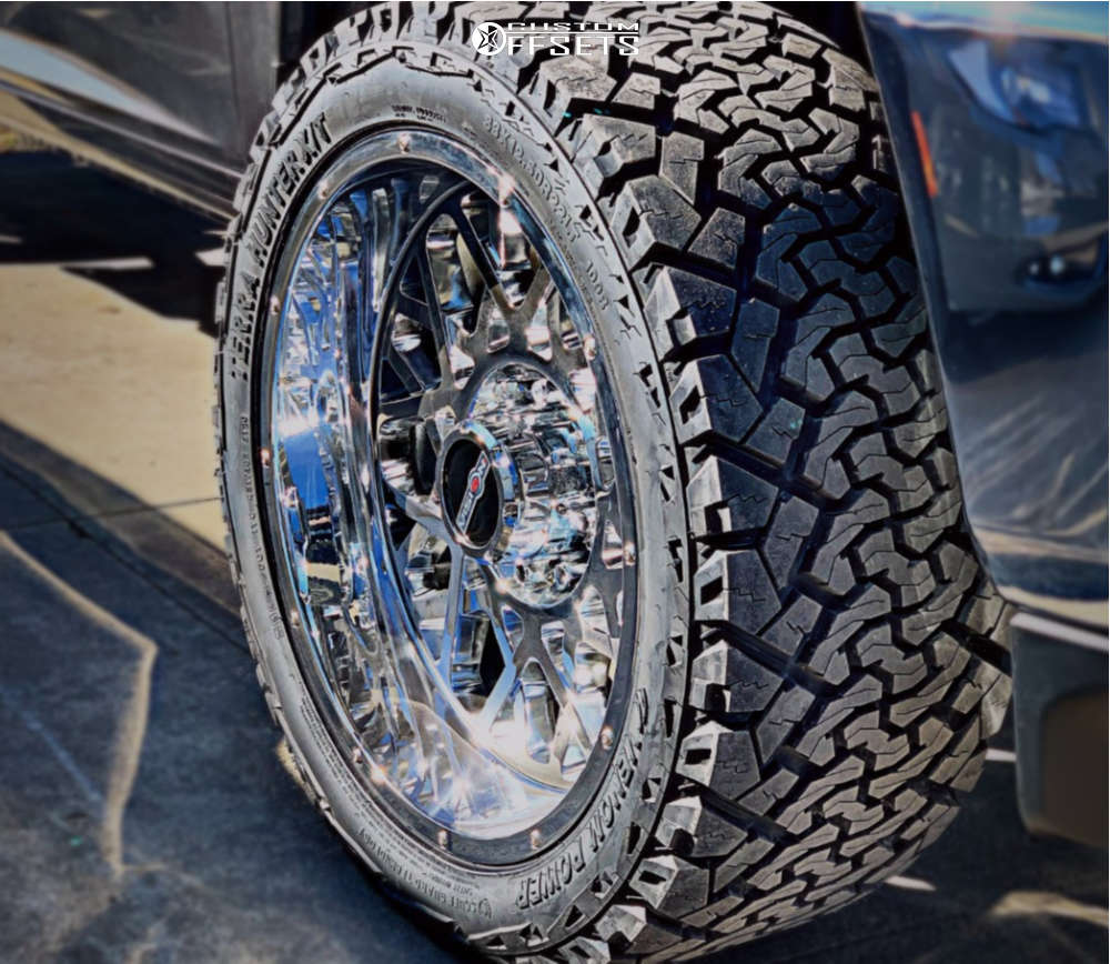 2020 Ram 2500 with 22x10 -19 Vision Rocker 412 and 33/12.5R22 Venom ...