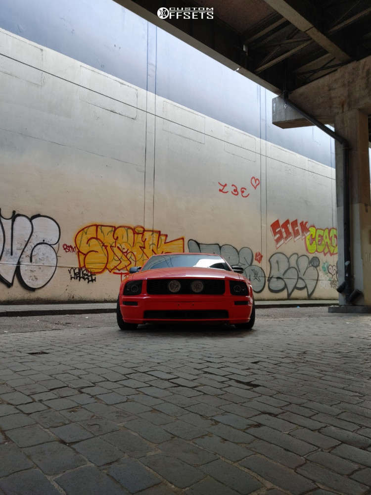 2007 Ford Mustang with 18x9.5 34 AVID1 AV6 and 225/40R18 Nitto Neo Gen ...