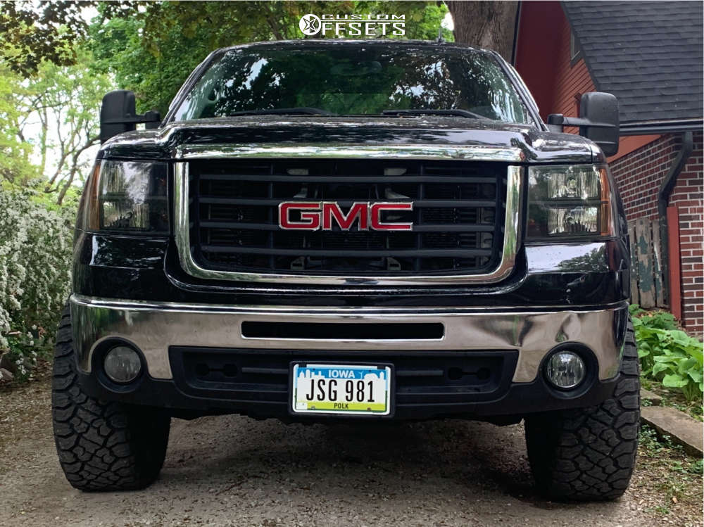 2007 GMC Sierra 2500 HD with 20x10 -24 Wicked Offroad W909 and 35/12 ...