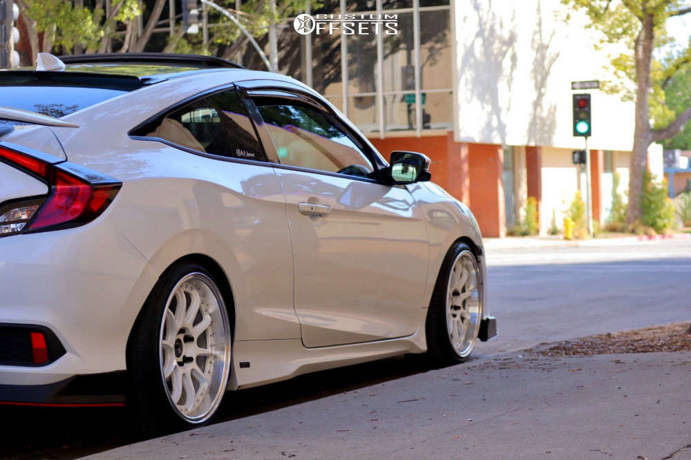 2018 Honda Civic with 18x9.5 35 ESR Cs12 and 215/40R18 Lionhart All ...