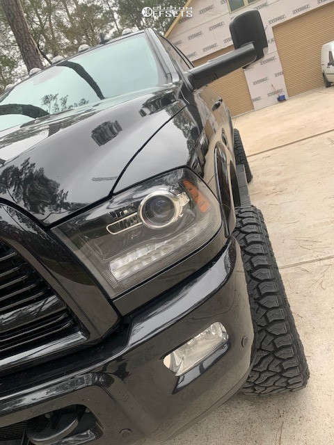 2018 Ram 2500 with 22x10 -19 Tuff T16 and 35/12.5R22 Venom Power Terra ...