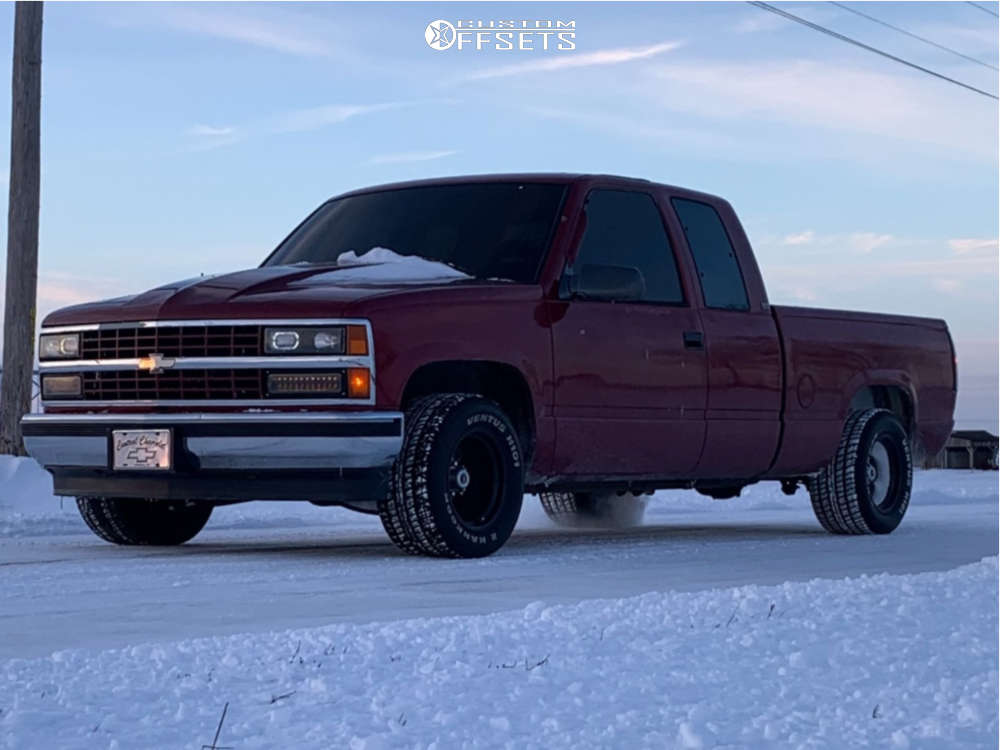 1992 Chevrolet C1500 with 22x12 -51 Vision 360 and 33/12.5R22 Atturo ...