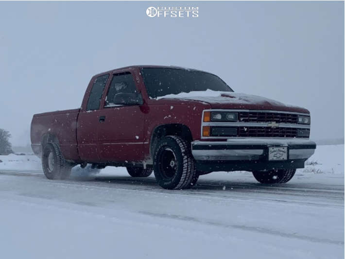 1992 Chevrolet C1500 with 22x12 -51 Vision 360 and 33/12.5R22 Atturo ...