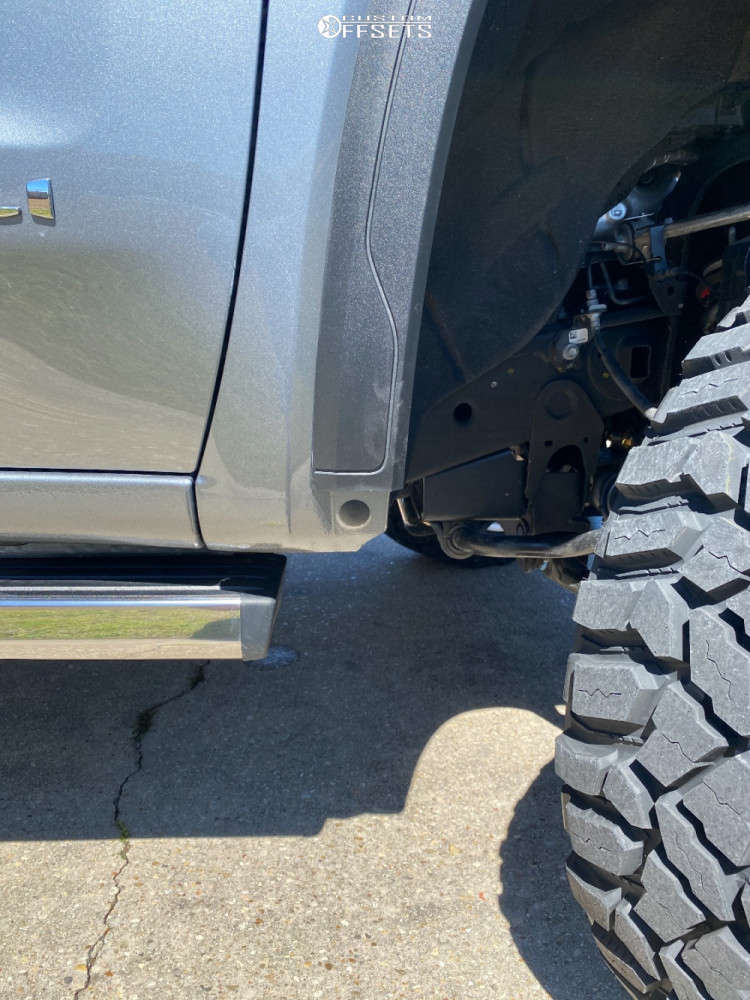 2020 GMC Sierra 1500 with 22x12 -44 American Force Trax Ss and 35/12 ...