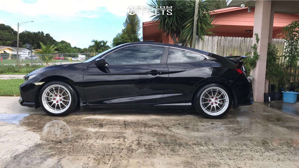 2019 Honda Civic with 18x9.5 40 Enkei Nt03 and 245/40R18 Hankook Ventus ...