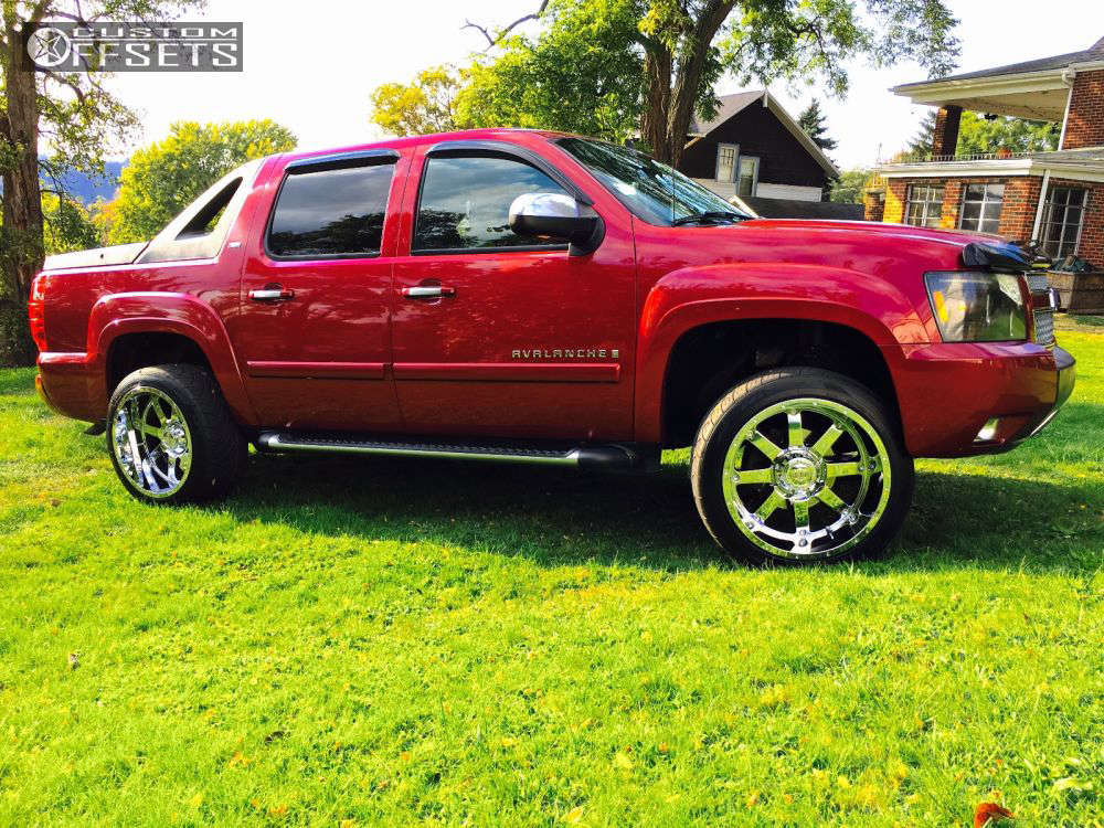 2007 Chevrolet Avalanche with 22x12 -44 Gear Off-Road 726 and 305/40R22 ...