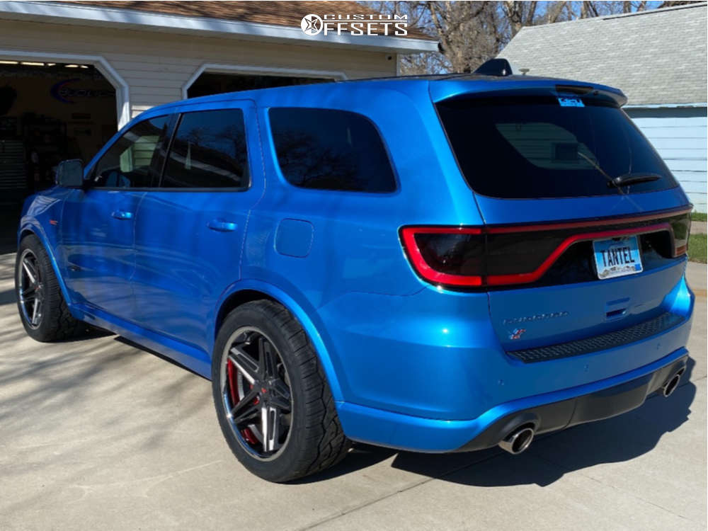 2018 Dodge Durango with 22x10.5 28 Ferrada CM1 and 305/40R22 Nitto ...