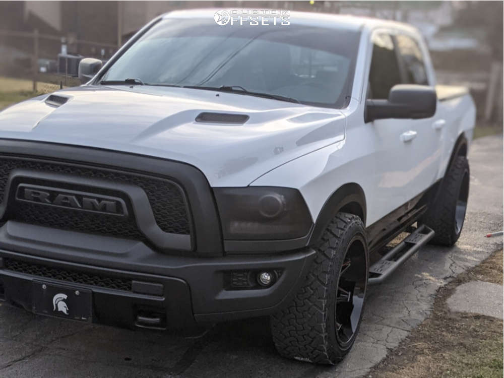 2017 Ram 1500 with 22x12 -44 Xtreme Force Xm-327 and 33/12.5R22 Venom Power Terra Hunter Mt and ...