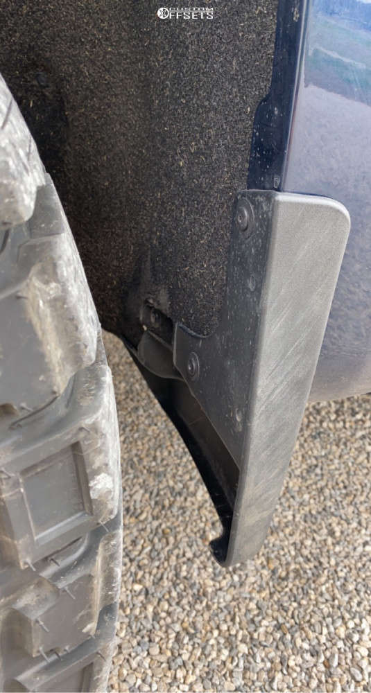 2020 Chevrolet Silverado 1500 with 22x9 0 Replica Split 7 Caddie Reps ...