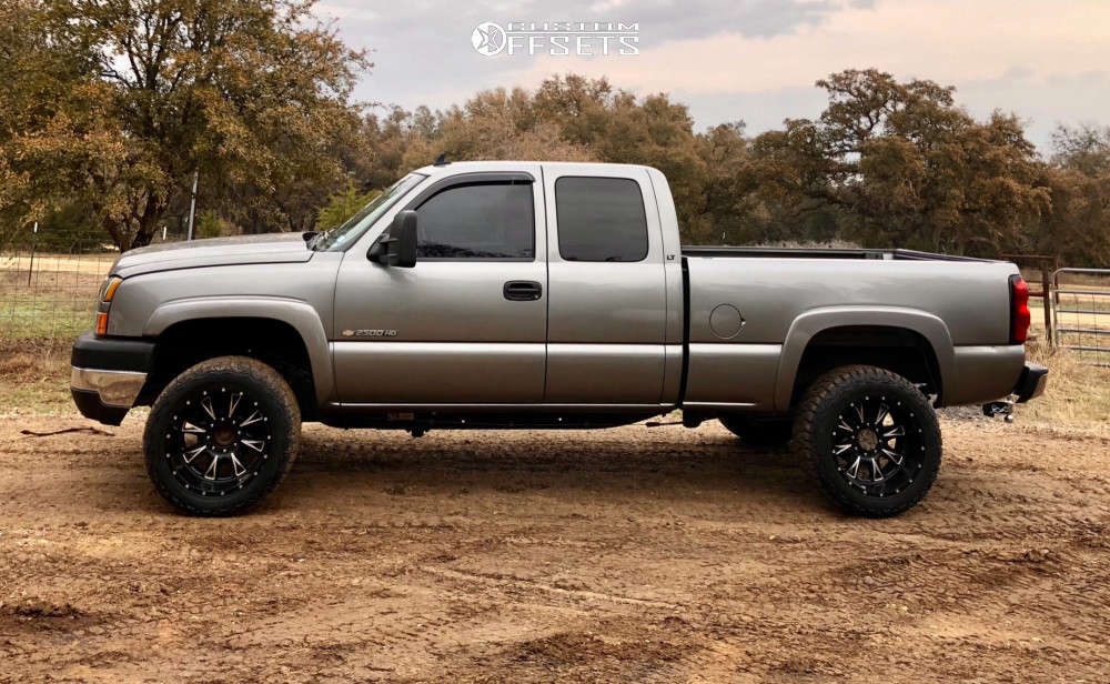 2006 Chevrolet Silverado 2500 HD with 20x10 -24 Fuel Throttle and 33/12 ...