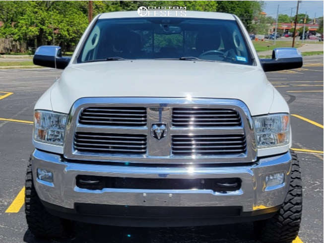 2012 Ram 2500 with 20x12 -44 Hostile Predator and 33/12.5R20 Comforser ...