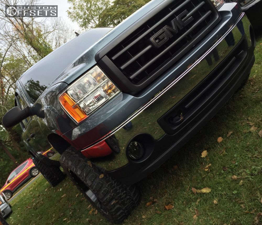 2008 GMC Sierra 1500 with 20x10 -24 Moto Metal MO975 and 33/12.5R20 ...