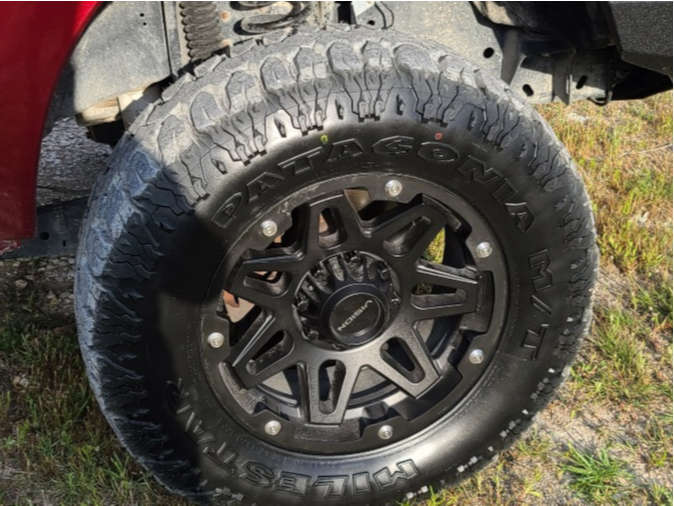 2016 Ford F-250 Super Duty with 20x9 12 Vision Se7en and 37/13.5R20 ...