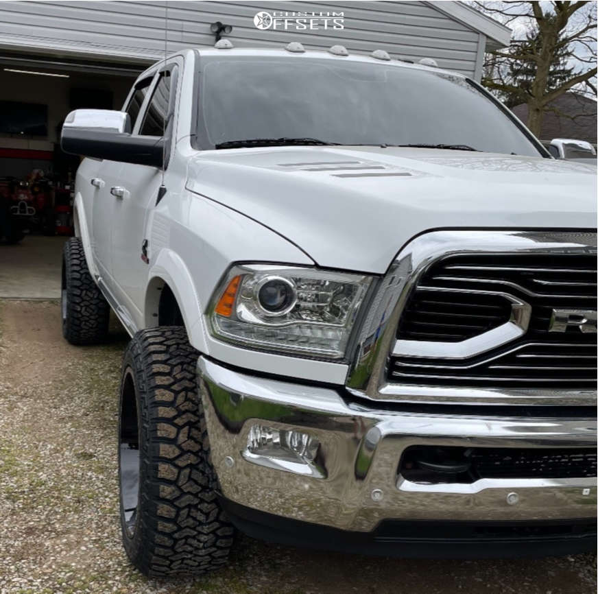 2016 Ram 2500 with 22x12 -44 Hostile Predator and 35/35R22 Fury Offroad ...