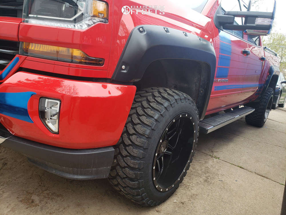 2018 Chevrolet Silverado 1500 with 20x12 -44 Karma Offroad K21 and 33/12.5R20 Comforser CF3000 ...
