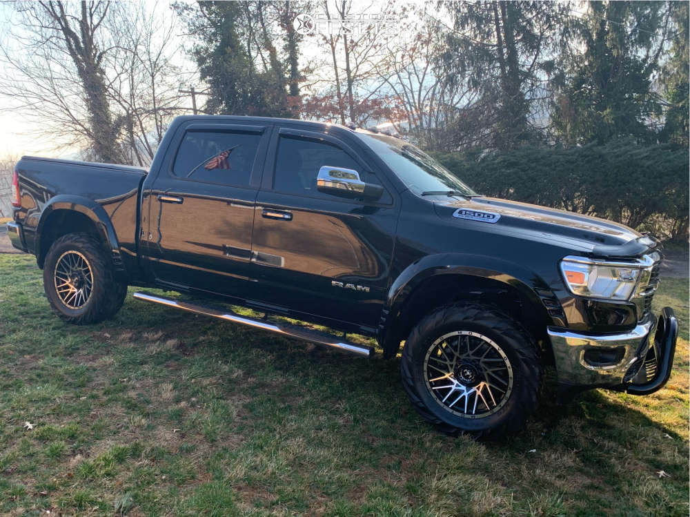 2020 Ram 1500 with 20x9 -12 Motiv Offroad Mutant and 35/12.5R20 Federal ...