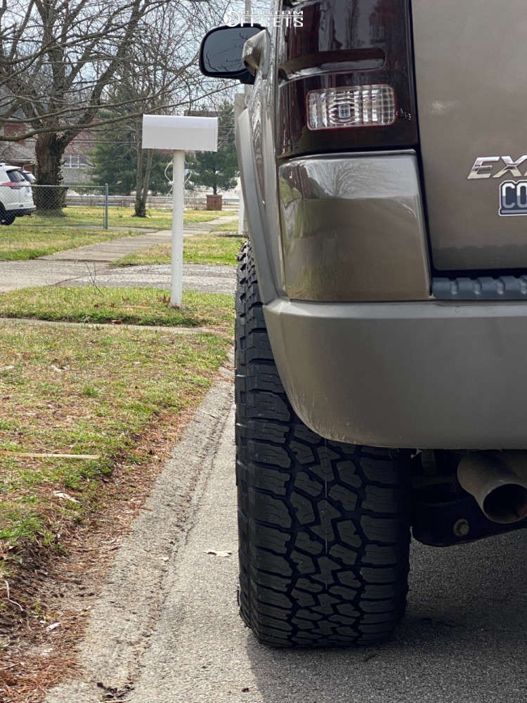 2002 Ford Explorer with 17x9 18 Alloy Ion 141 and 31/10.5R17 Falken ...