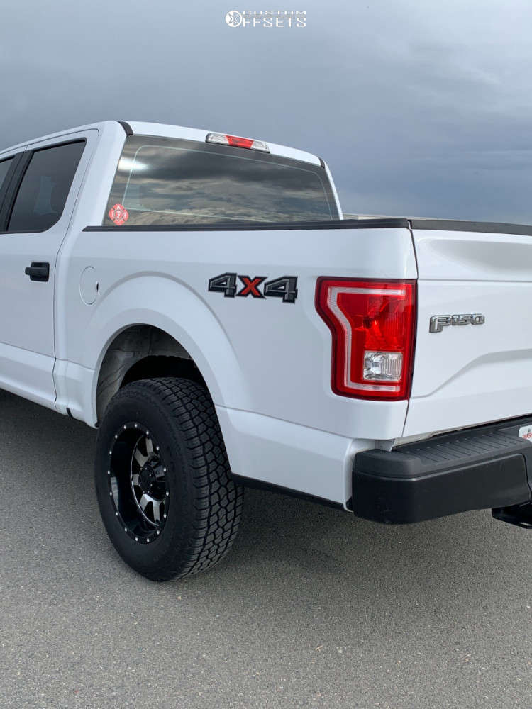 2015 Ford F-150 with 17x9 -12 Gear Off-Road Big Block and 265/70R17 ...