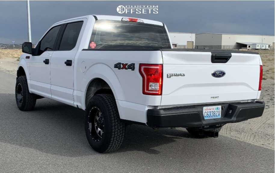 2015 Ford F-150 with 17x9 -12 Gear Off-Road Big Block and 265/70R17 ...