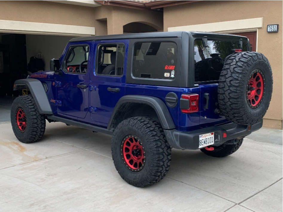 2019 Jeep Wrangler with 17x8.5 0 Method MR305 and 35/12.5R17 Milestar ...