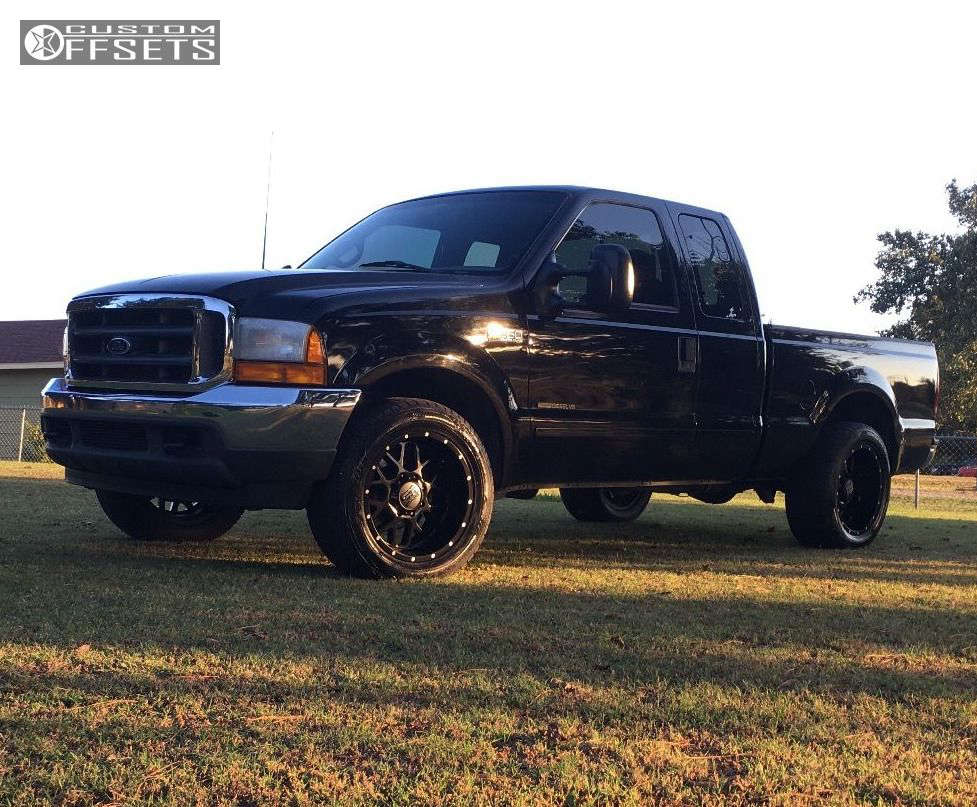 2001 Ford F-250 Super Duty with 20x10 -24 XD XD820 and 305/50R20 Toyo ...