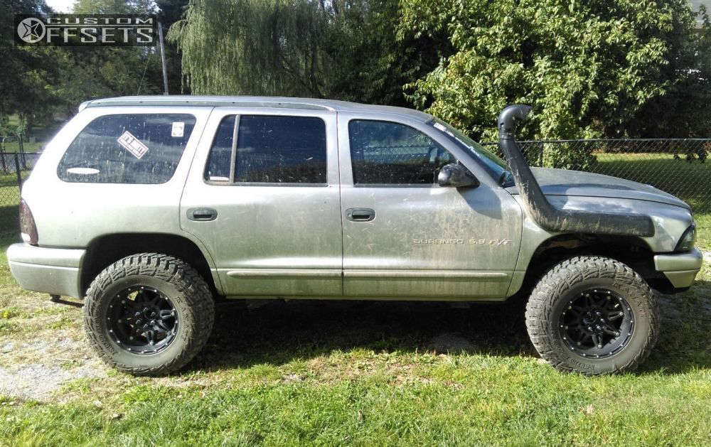 2000 Dodge Durango with 17x9 -12 Fuel Hostage and 33/12.5R17 Kanati Mud ...