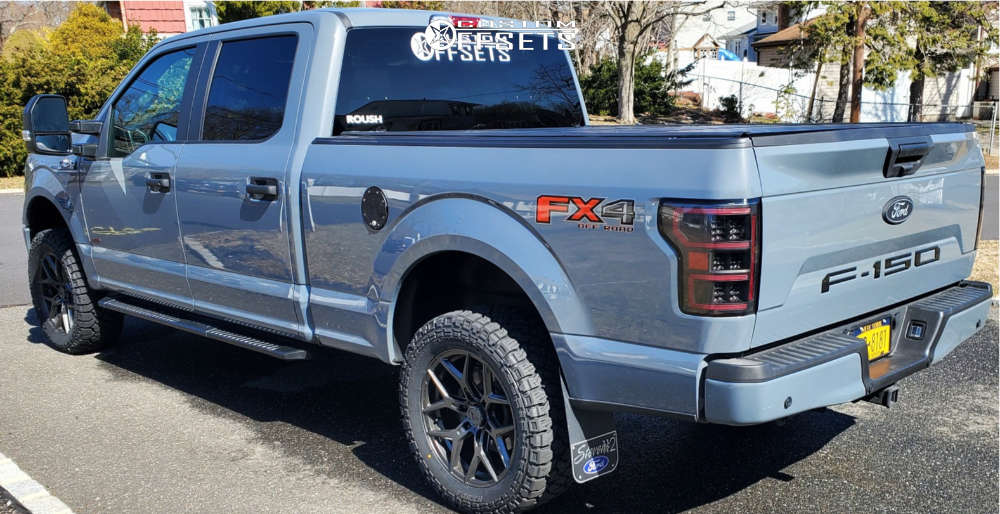 2019 Ford F-150 with 20x9 VenomRex Vr601 and 33/12.5R20 Kenda Klever R ...