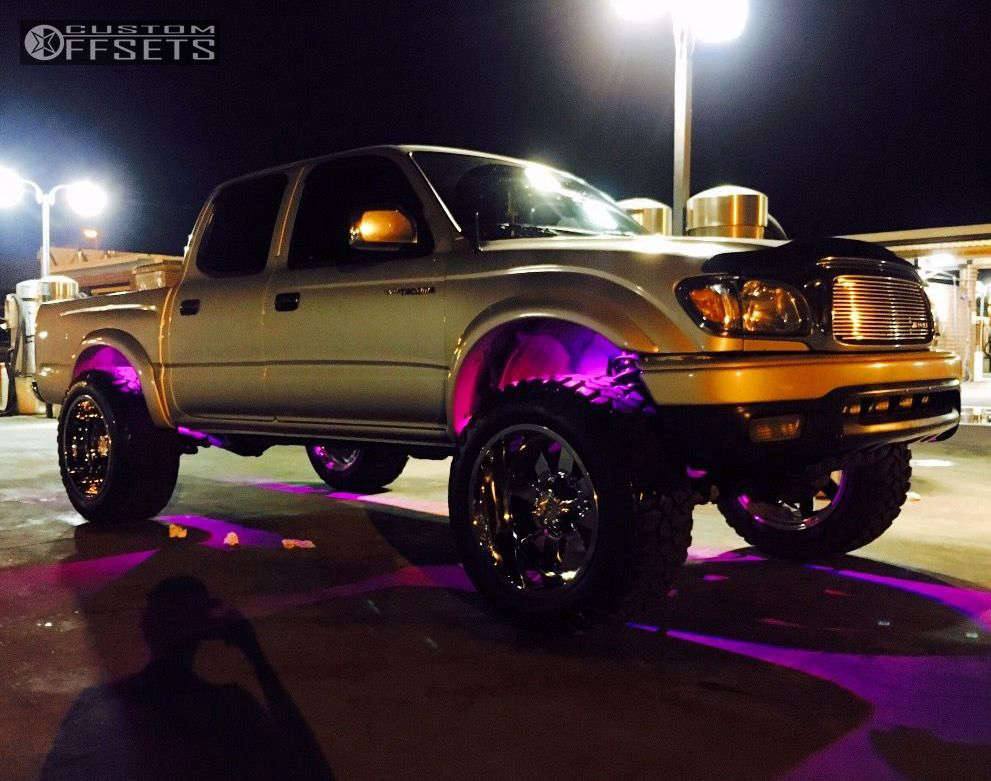 2001 Toyota Tacoma with 20x12 -44 Moto Metal MO962 and 305/55R20 Mickey ...
