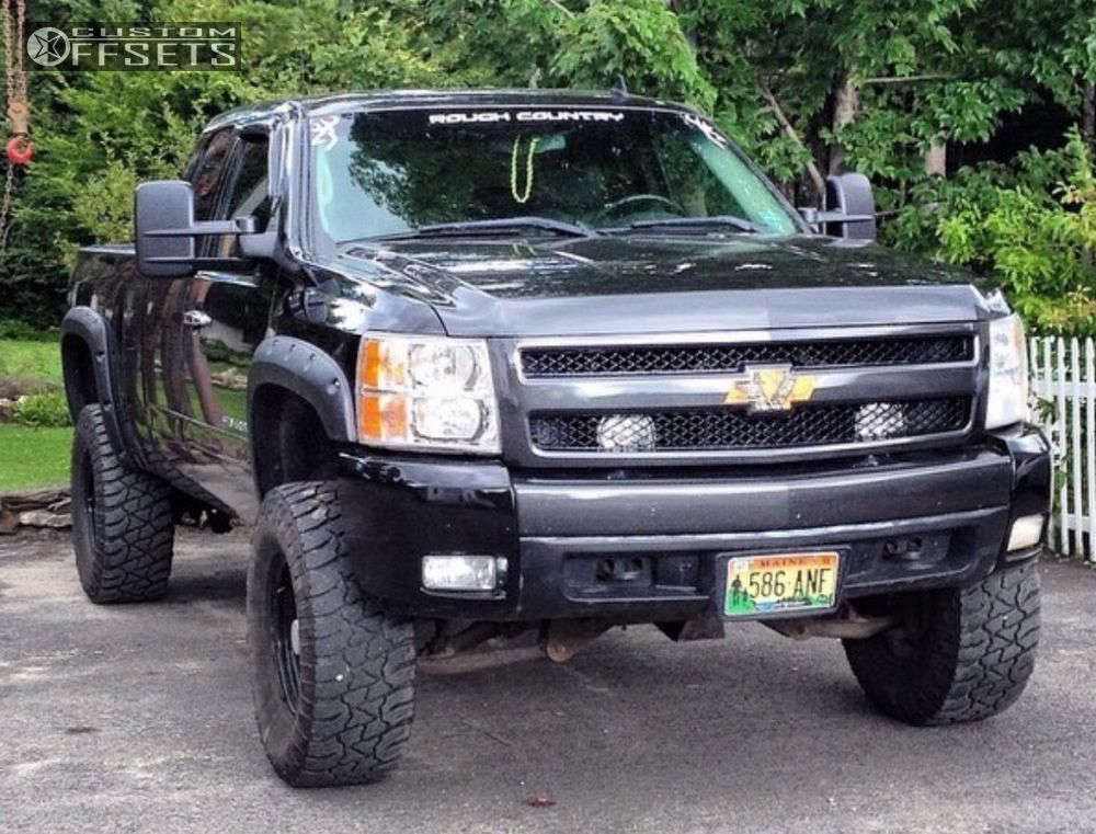 2007 Chevrolet Silverado 1500 with 18x9 -6 Tuff T01 and 35/12.5R18 ...